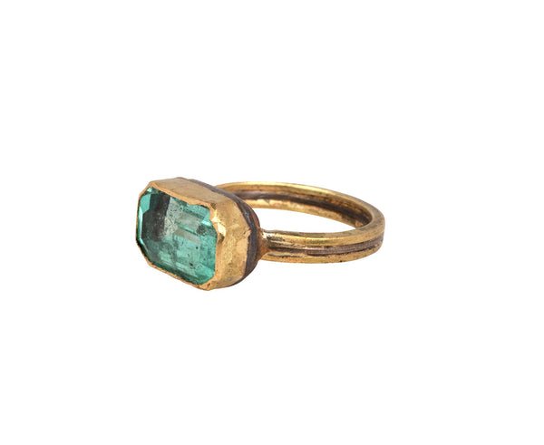 Judy Geib Pale Green Colombian Emerald Ring